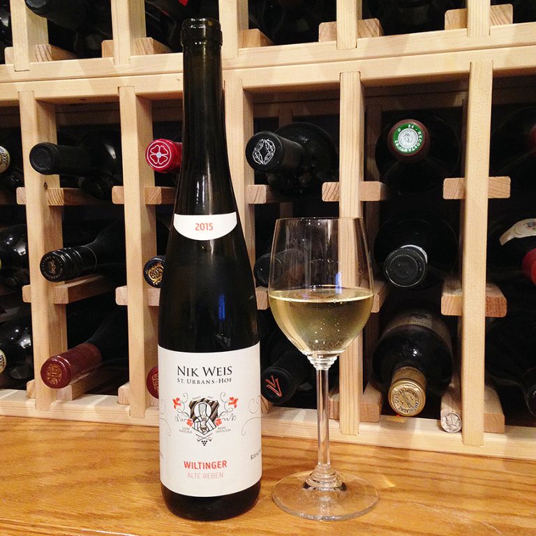 Nik Weis St. Urbans-Hof Wiltinger Alte Reben Mosel Riesling 2015 – Gus ...