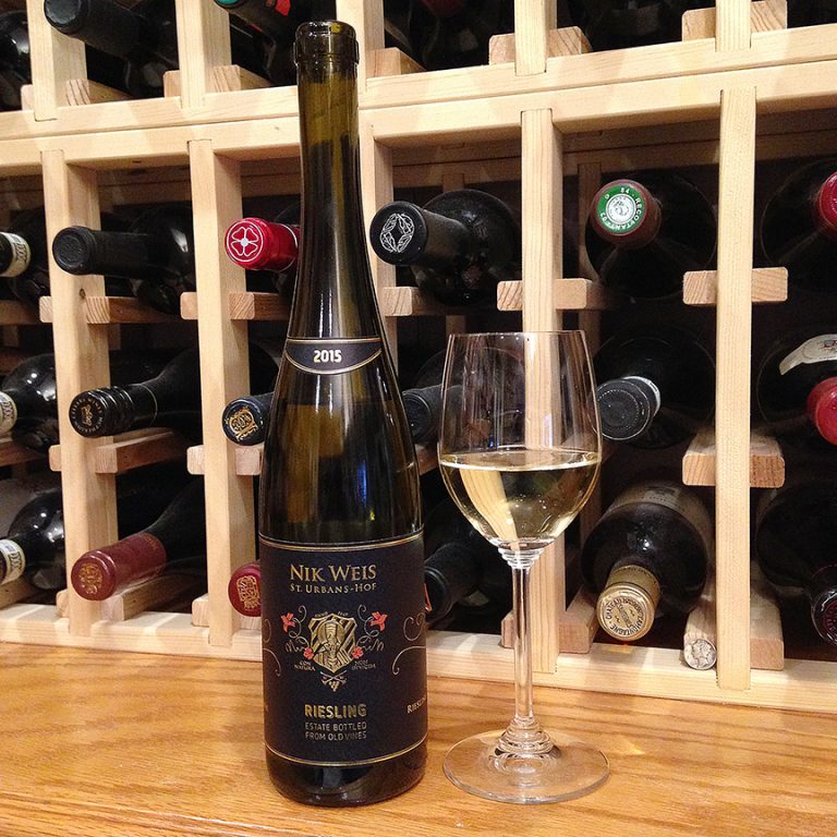 Nik Weis St. Urbans-Hof Estate Riesling QbA Old Vines 2015 – Gus ...
